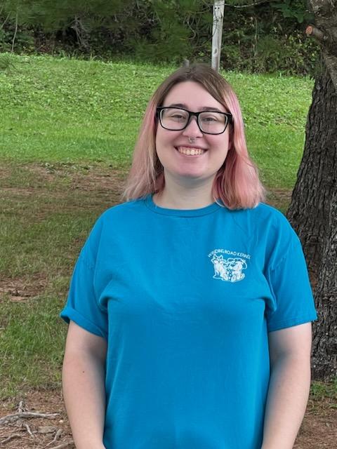 Meet the Staff at Winding Road Kennel | Parkersburg, WV